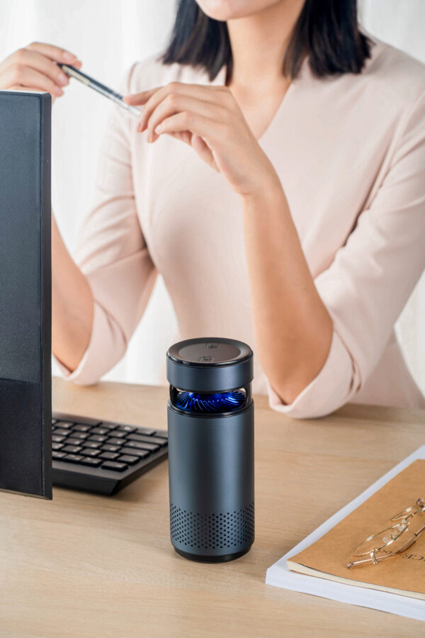 Battery Operated Portable Air Purifier H13 HEPA filter Eco Friendly UVC ...